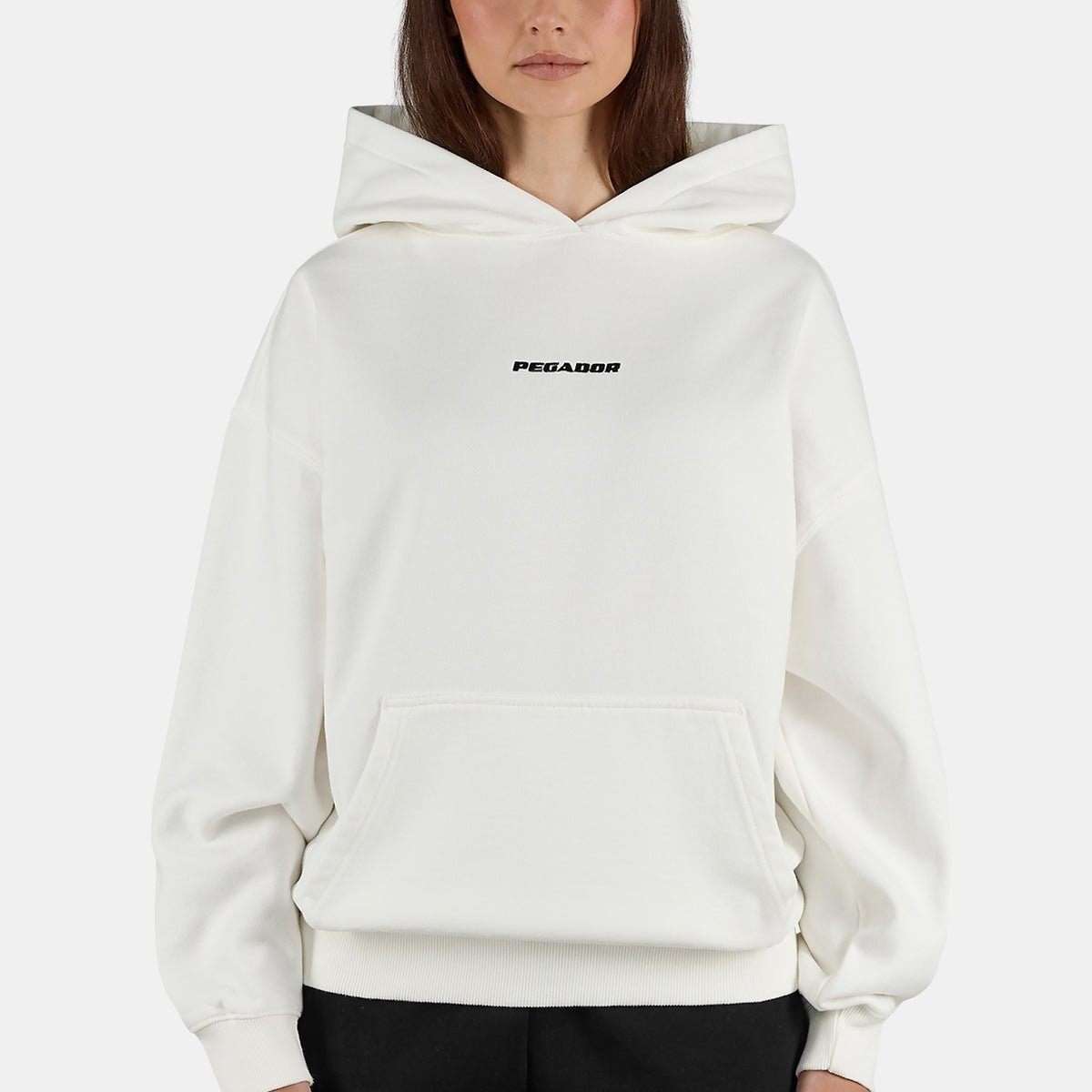 Clarita Logo Oversized Hoodie Washed Warm White – PEGADOR®