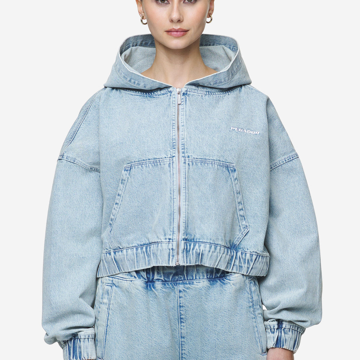 Zona Cropped Denim Zip Jacket Washed Pale Blue – PEGADOR®